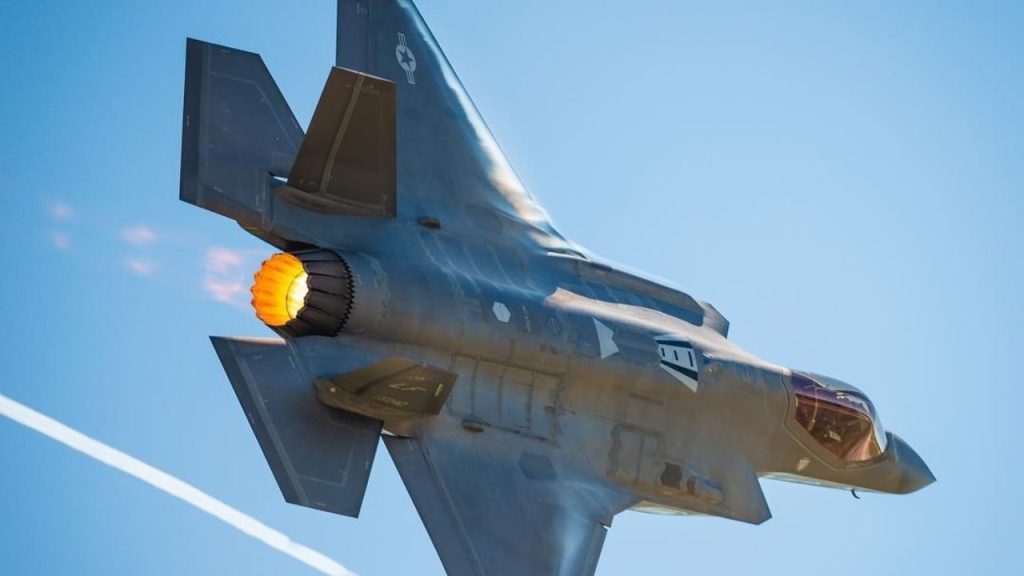 Meet the F-35EX, F-35FX, and F-35GX: 3 Possible 'Super' F-35 Fighters ...
