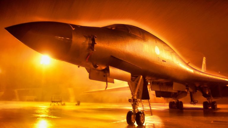 3 Things Made the B-1B Lancer the Ultimate Bomber - National Security ...