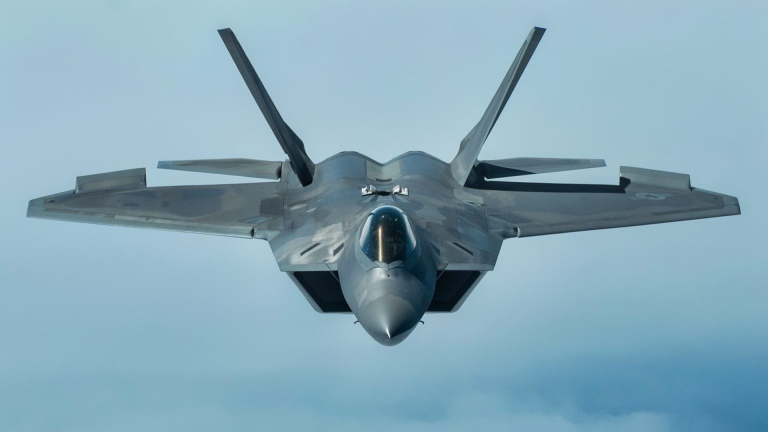 The U.S. Air Force Will Soon Have 32 Extra F-22 'Combat Coded' Stealth ...
