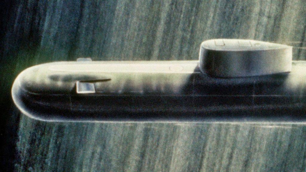 An 'Experimental' Russian Titanium Submarine Sank 5,600 Feet Below the ...