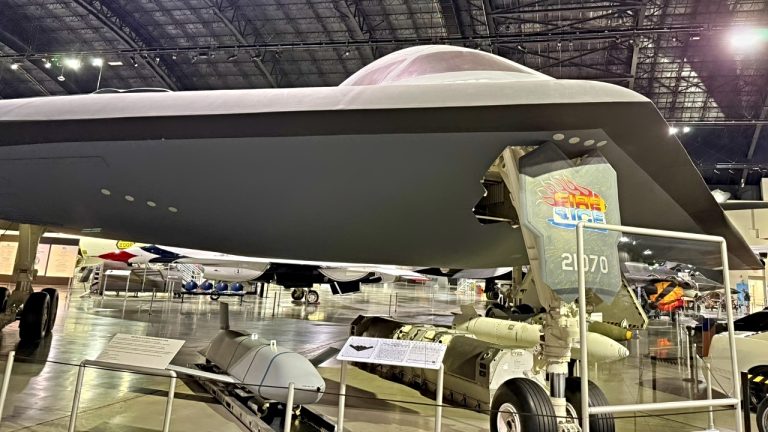 The Air Force's B-2 Spirit Stealth Bomber Is No 'Silver Bullet ...