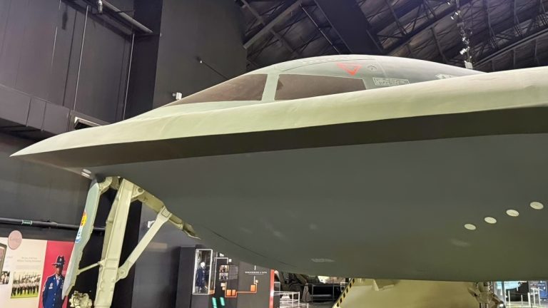 The A-12 Avenger II 'Flying Dorito' Stealth Bomber Summed Up in 4 Words ...