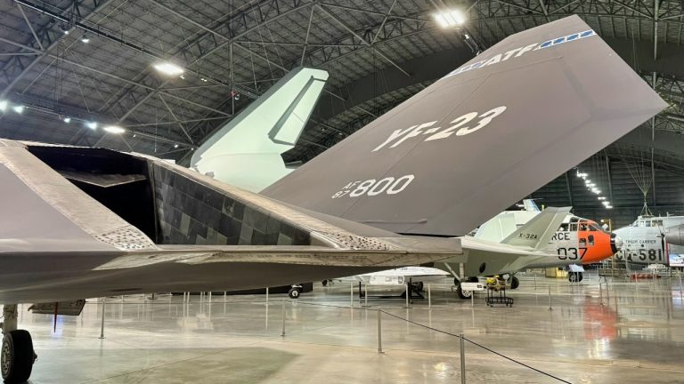 The Northrop YF-23A 'Black Widow II' Fighter Summed Up in 4 Words ...