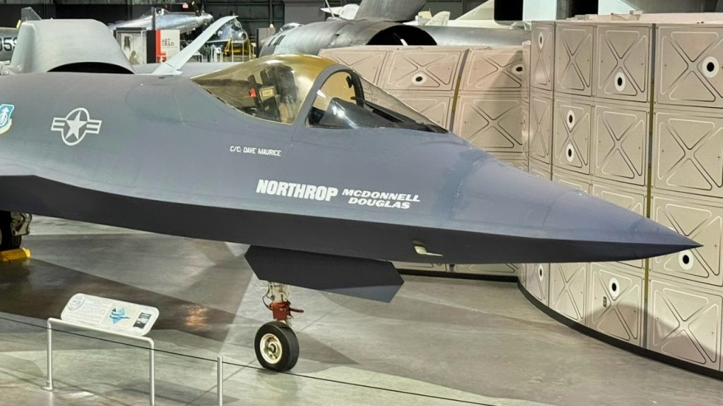 The Stealth Fighter That Got Away: Why the YF-23 Black Widow II Lost to ...
