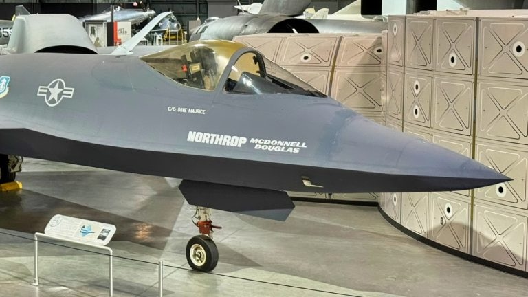 The YF-23 Black Widow II Stealth Fighter Still Haunts the U.S. Air ...