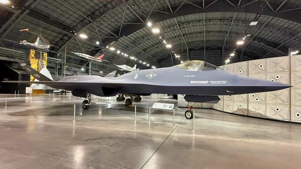 The YF-23 Black Widow II Stealth Fighter Haunts My Dreams - National ...