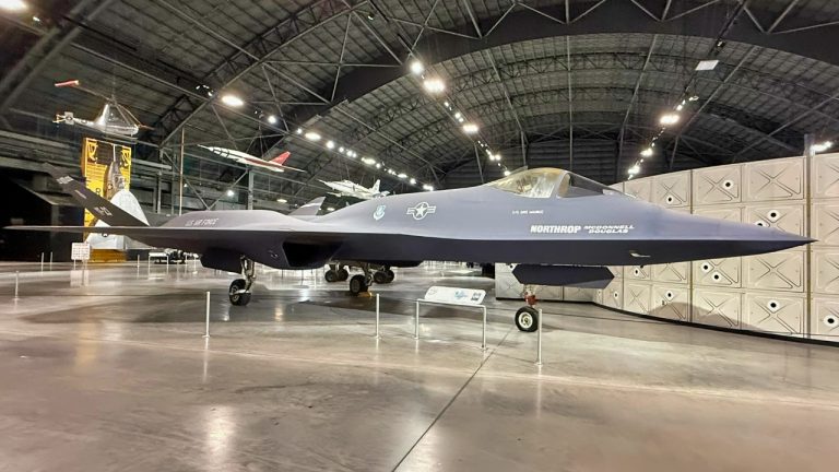 The Northup YF-23 Black Widow II Fighter 'Comeback' You Never Heard ...