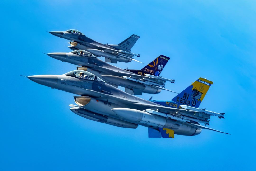 F-21: The Super F-16 ‘Viper’ Fighter the U.S. Air Force Won’t Ever Fly ...