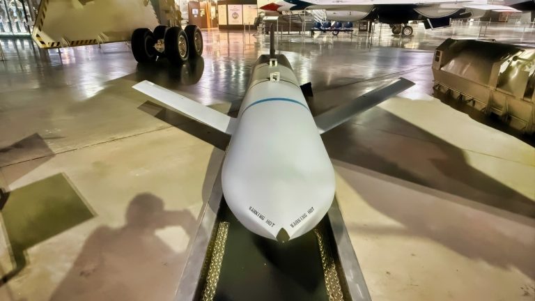JASSM: The 'Stealth' Cruise Missile That Keeps Russian Generals Up at ...