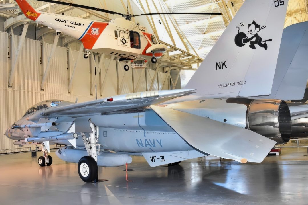 Mach 2 F-14 ‘Super’ Tomcat 21 Fighter Has a Message for the U.S. Navy ...