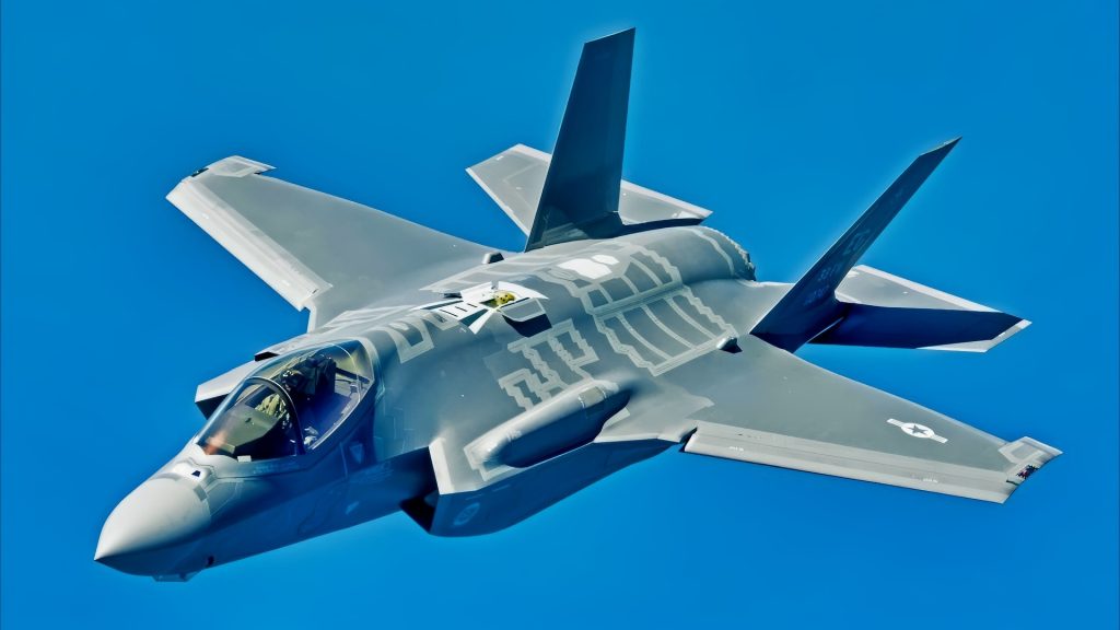 Canada Has Only 1 Choice When It Comes to the F-35 Stealth Fighter ...