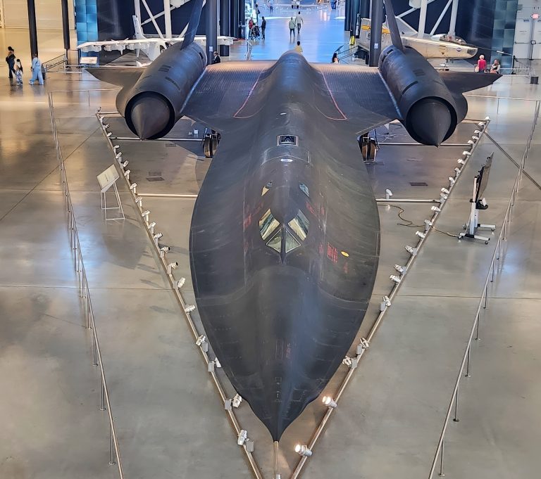 SR-71 Blackbird: We Got Right Up Close to the Mach 3 Legend - National ...