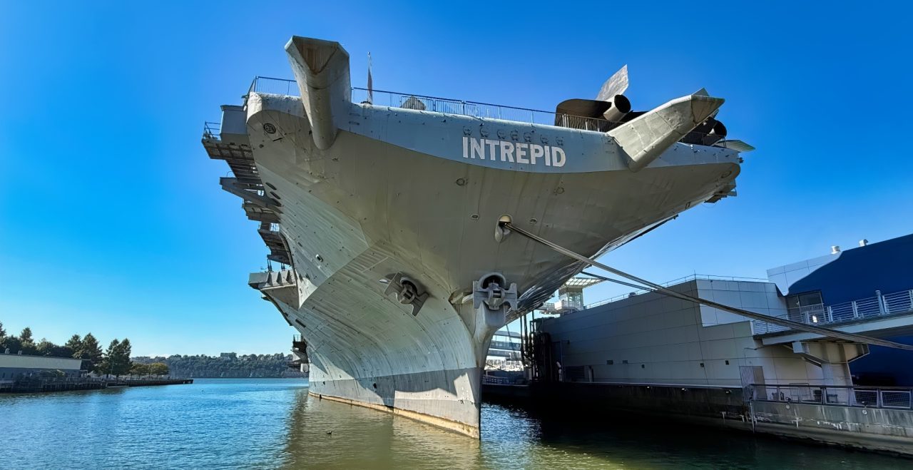 Aircraft Carrier USS Intrepid (CV-11) Has a Message for the U.S. Navy ...