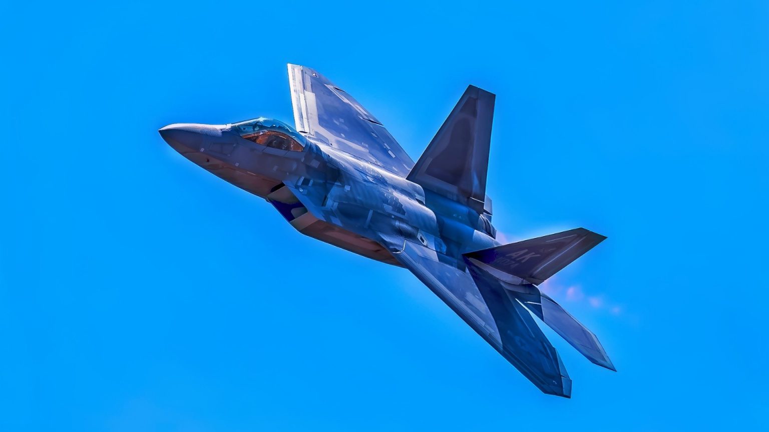 'Go Home': Stealth F-22 Raptor Flew Right Under Iranian F-4 Phantom ...