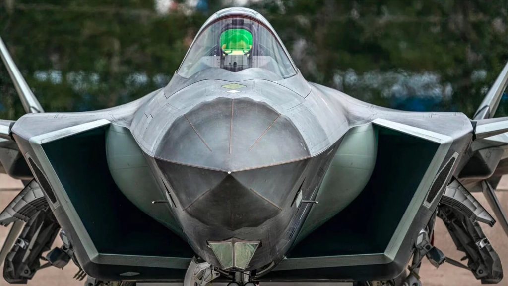 China's J-20 Stealth Fighter Has a Lesson for the U.S. Air Force's F-22 ...