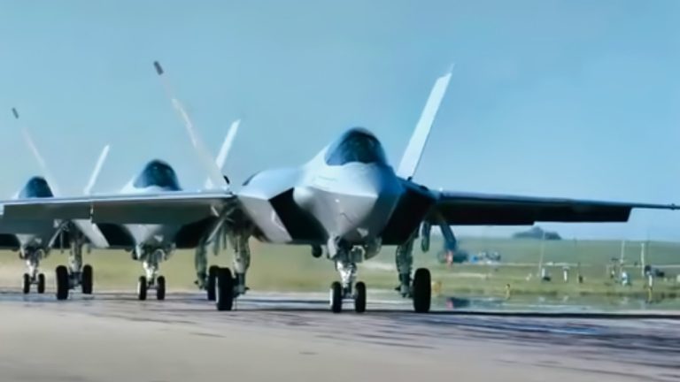 China's 'New' J-35A Air Force Stealth Fighter Suffers From 1 Big ...