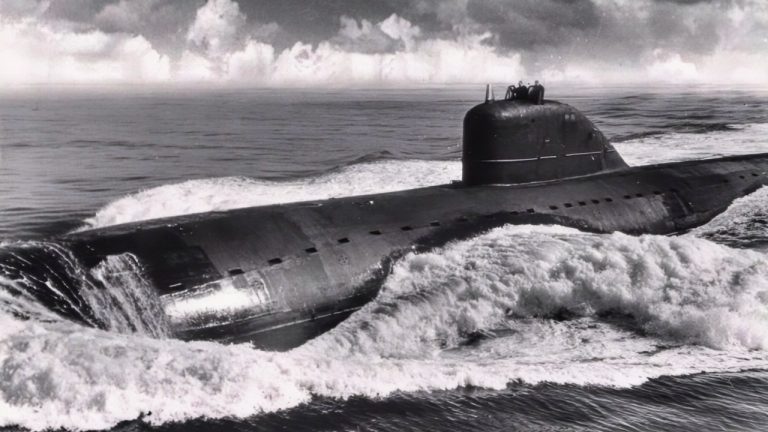 Russia's November-Class Nuclear Submarine Was a 'Doomsday Machine ...