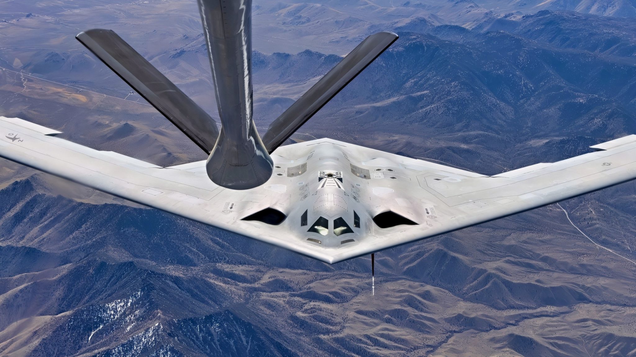 New B-21 Raider Stealth Bomber Is Smaller Than the B-2 Spirit and We ...
